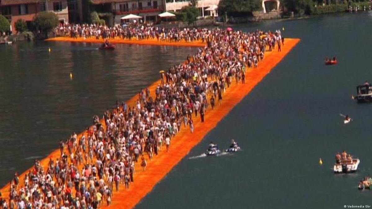Walking on Water: Christo's Floating Piers – DW – 06/21/2016