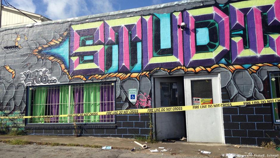 US shooting outside dance studio – DW – 06/25/2016