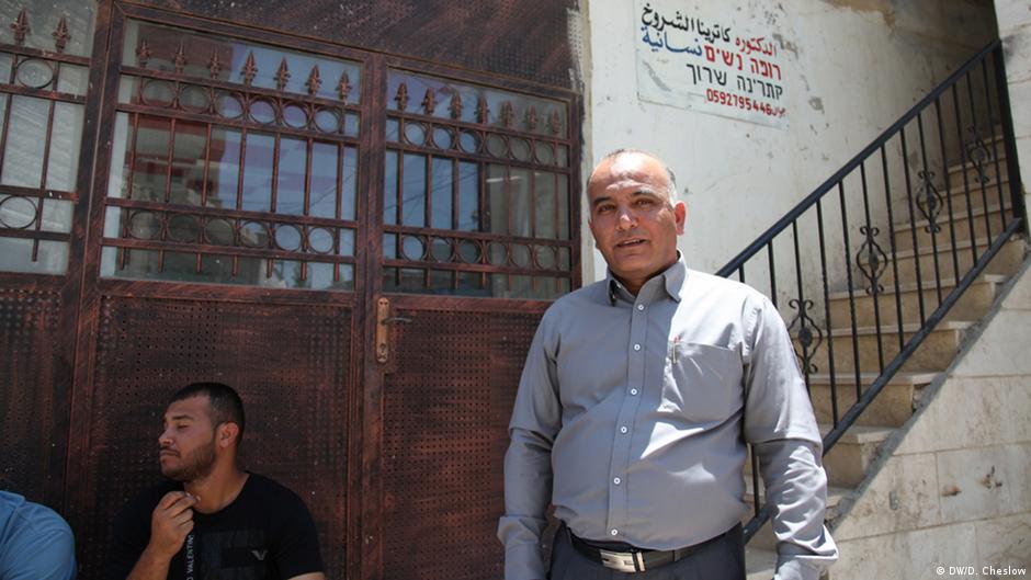 Palestinian doctor comes to Israelis' aid – DW – 07/07/2016