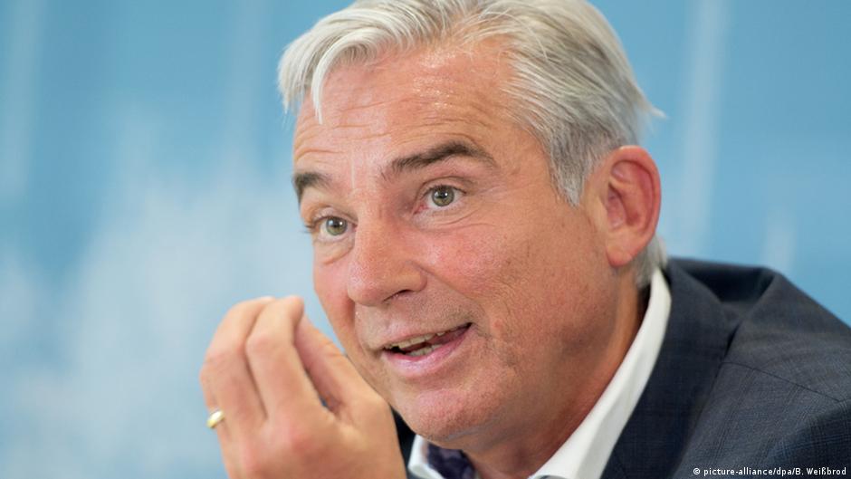 CDU's Strobl slammed over asylum plans – DW – 11/29/2016