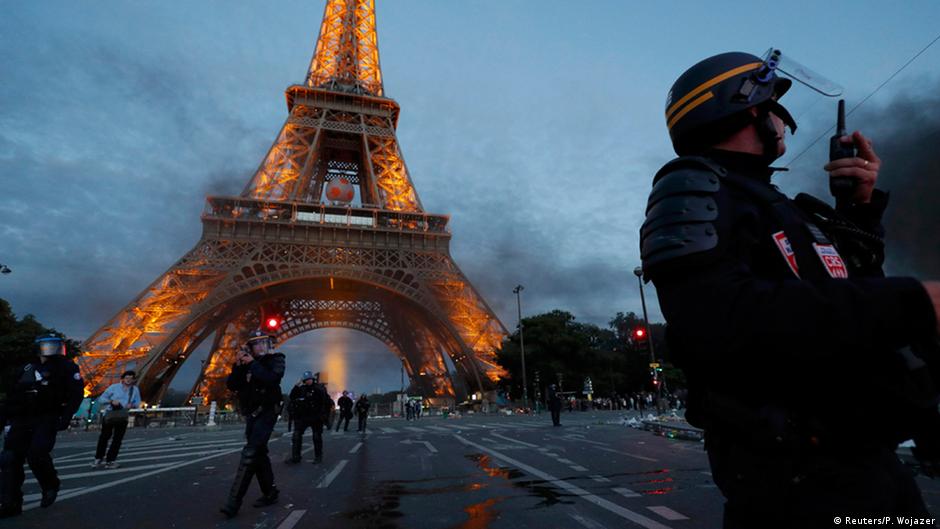 Paris police make 40 arrests in Euro 2016 riots – DW – 07/11/2016
