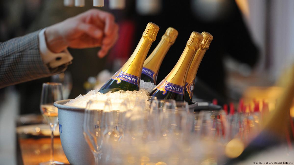 Germany ranks third globally for number of ultra-rich – DW – 06/10/2021