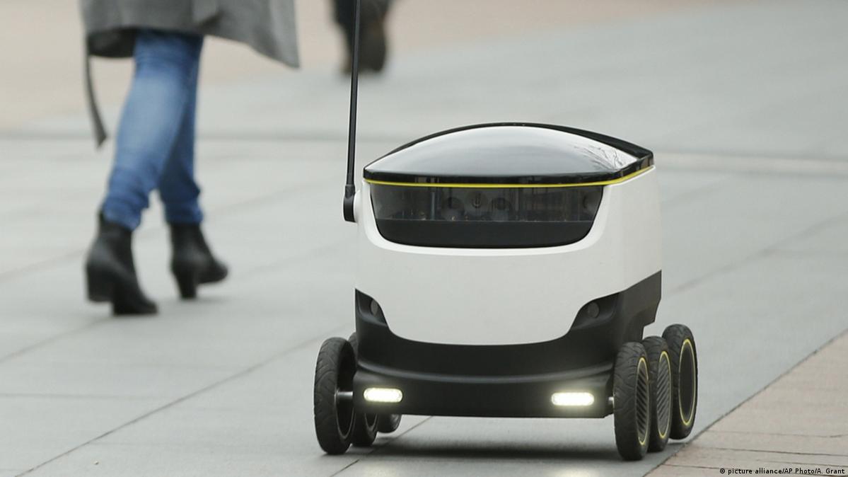 Cozmo Robot Cerdas Interaktif – DW – 11.08.2016