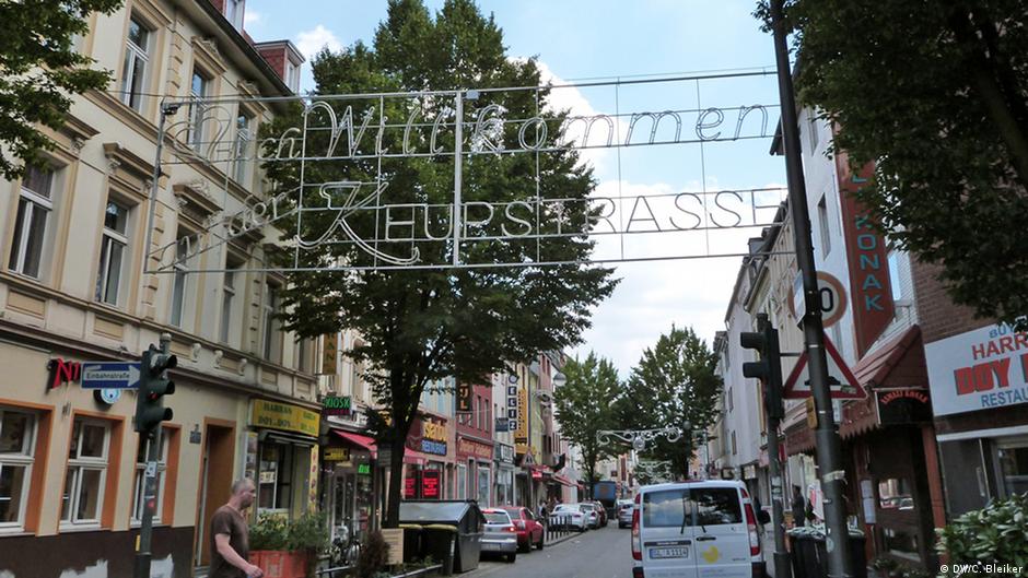 German Turks see referendum calmly – DW – 04/16/2017