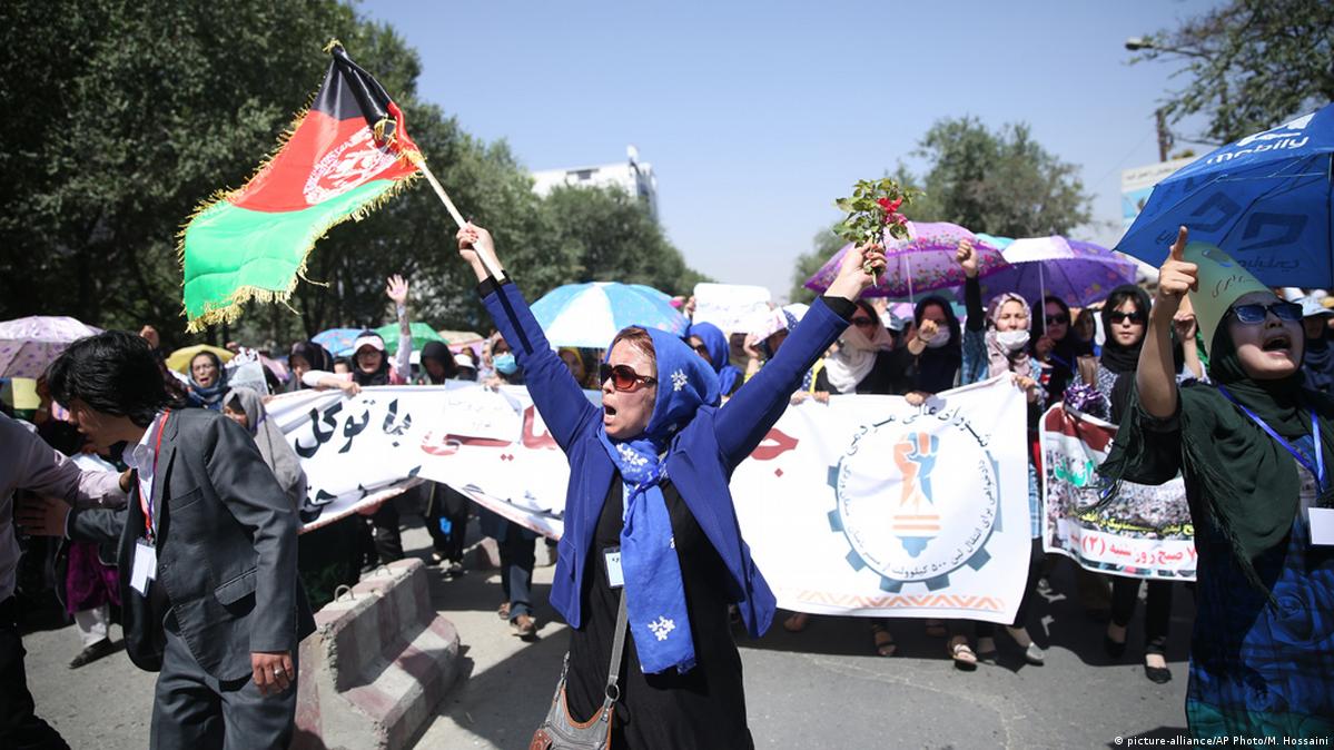 جنبش روشنایی: کمیسیون حقیقت‌یاب حکومتی است – DW – ۱۳۹۵/۵/۶