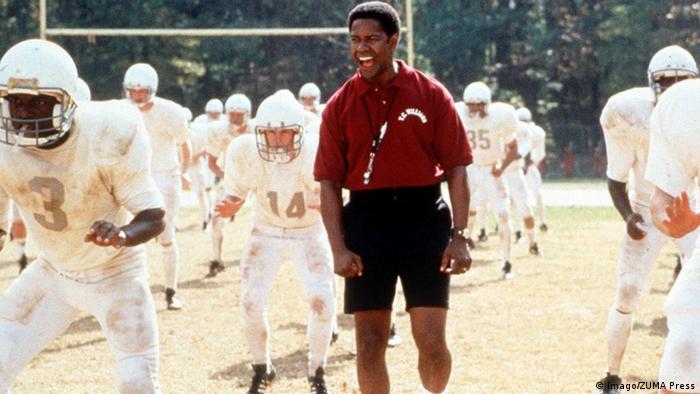 5 sports films that slam racism | Film | DW | 28.07.2016