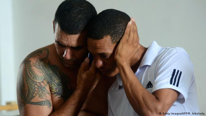 Migrantes cubanos varados en Colombia | Todos los contenidos | DW | 27. ...