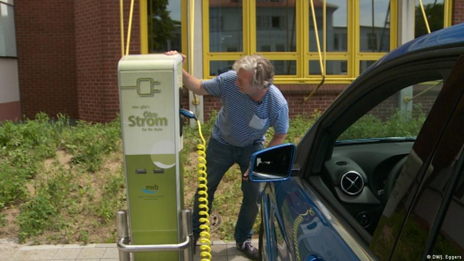 Whizzing through Switzerland by e-car
