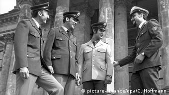 Heinz Oestergaard: The man who dressed Germany | Lifestyle | DW | 15.08 ...