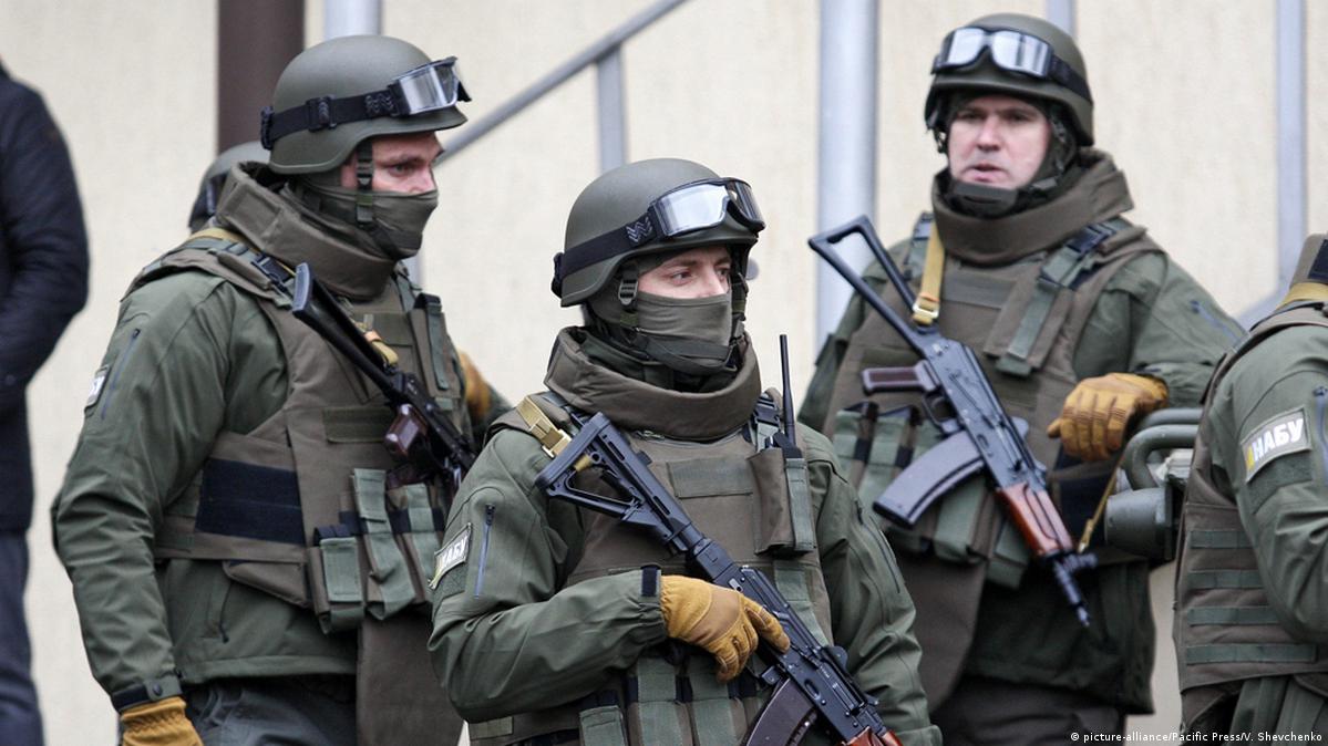 Fighting corruption in Ukraine – DW – 08/18/2016