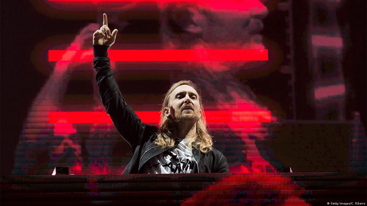 World-renowned DJ David Guetta turns 50 – DW – 11/07/2017