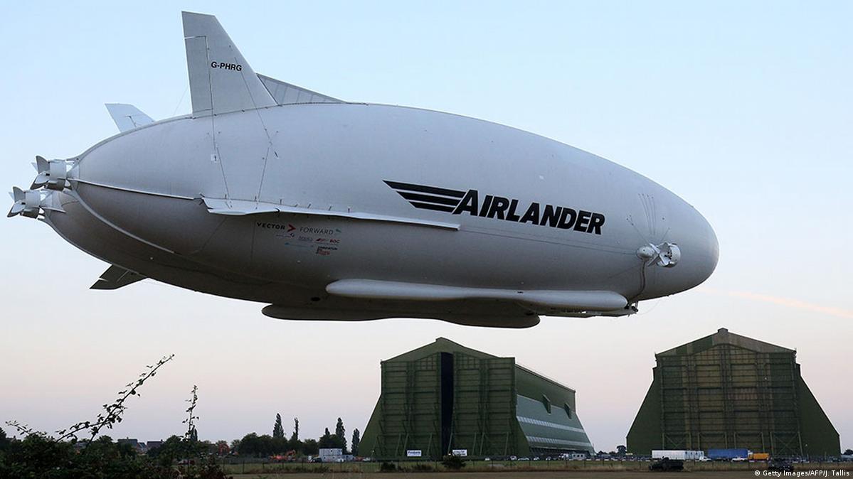 Airlander 10 crashes – DW – 08/24/2016
