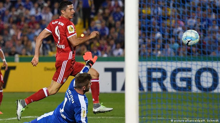 German Cup: Bayern stroll on Lewa hat trick