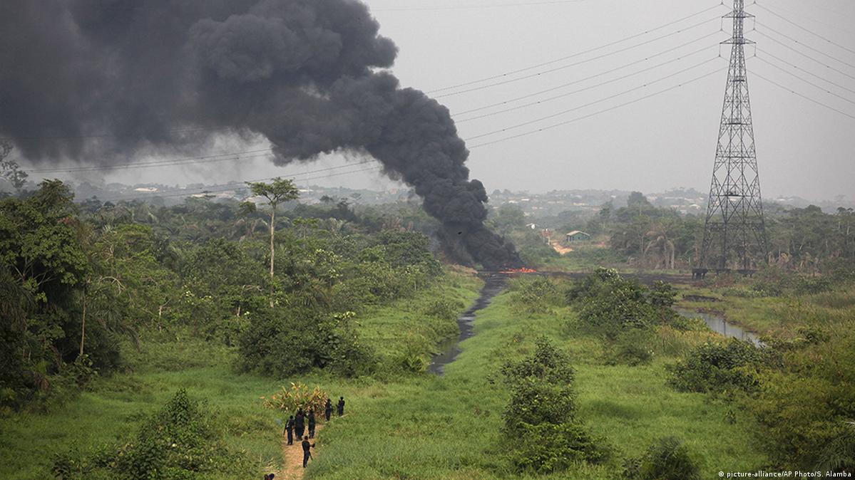 Nigerian oil rebels agree to peace talks