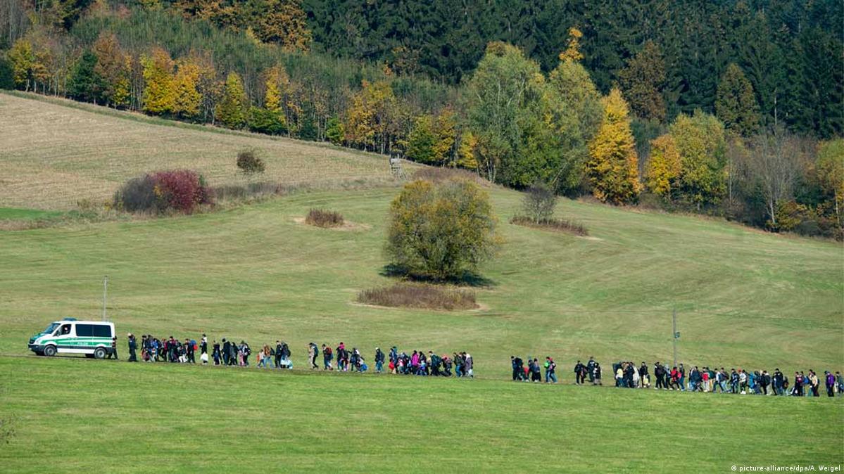 The risk of open borders – DW – 08/24/2016