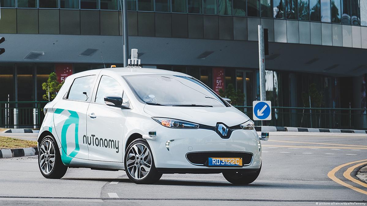 World's first self-driving cabs – DW – 08/25/2016