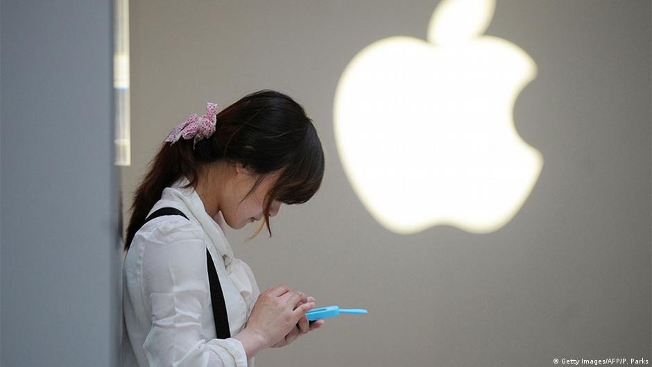 China accuses Apple of aiding Hong Kong protests – DW – 10/09/2019