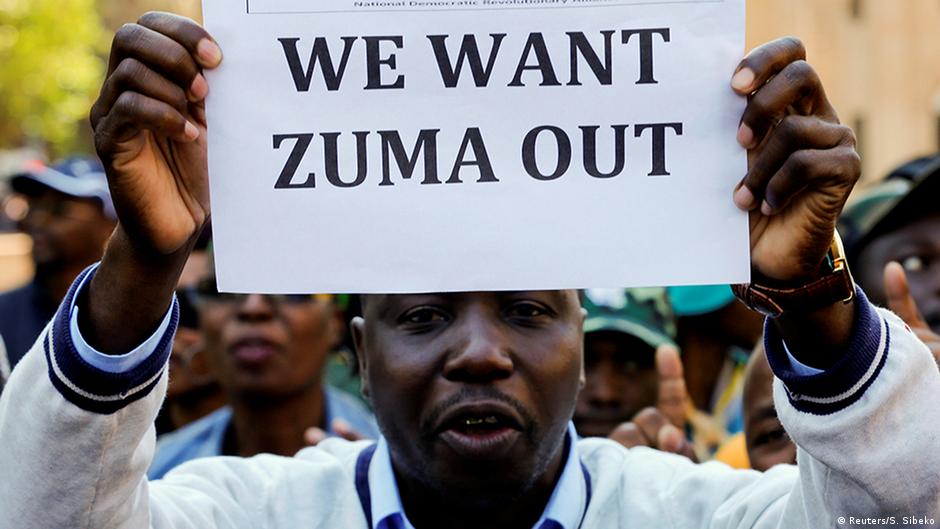 Zuma critics protest outside ANC offices – DW – 09/05/2016