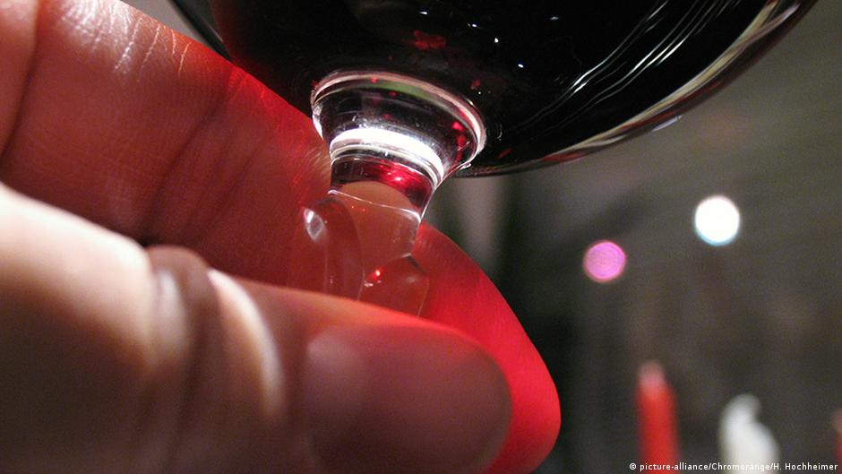 Police seize 'Führer wine' from Bavarian pub