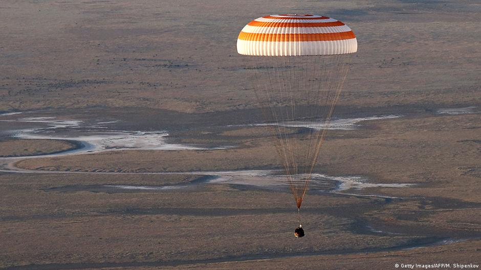 Three ISS crew members return to Earth – DW – 09/07/2016