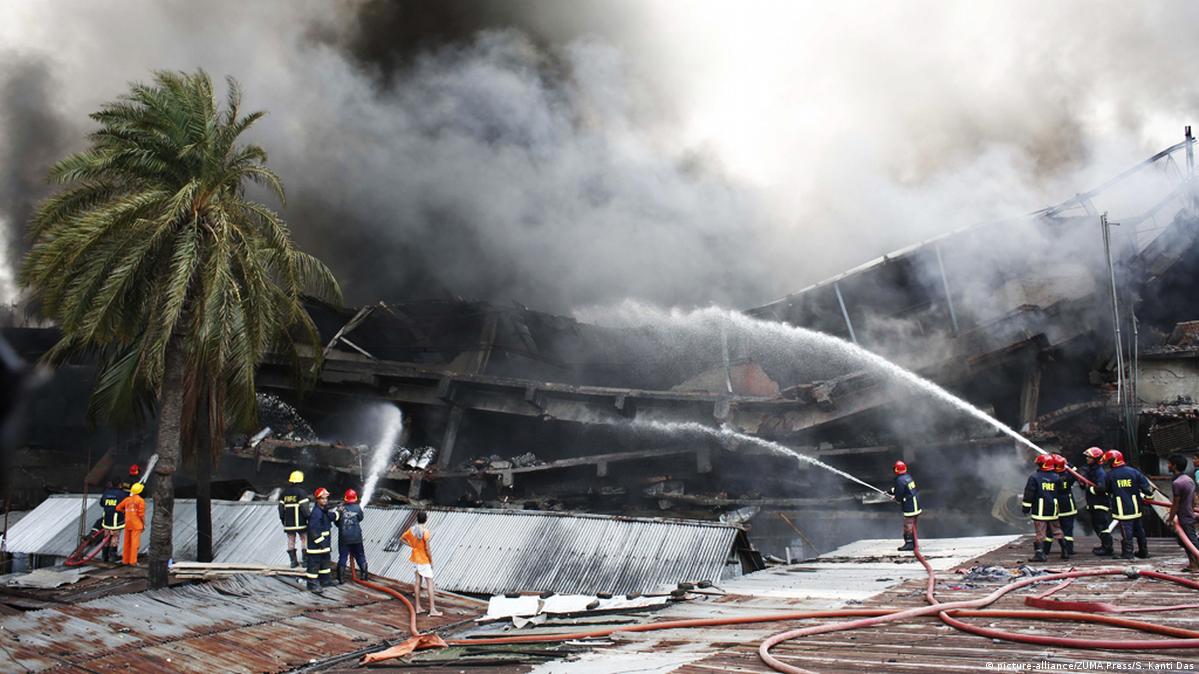 Bangladesh factory boiler blast kills dozens – DW – 09/10/2016