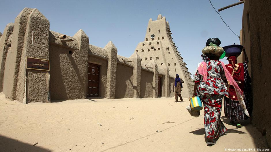 Timbuktu's restored mosque 'carries political weight'
