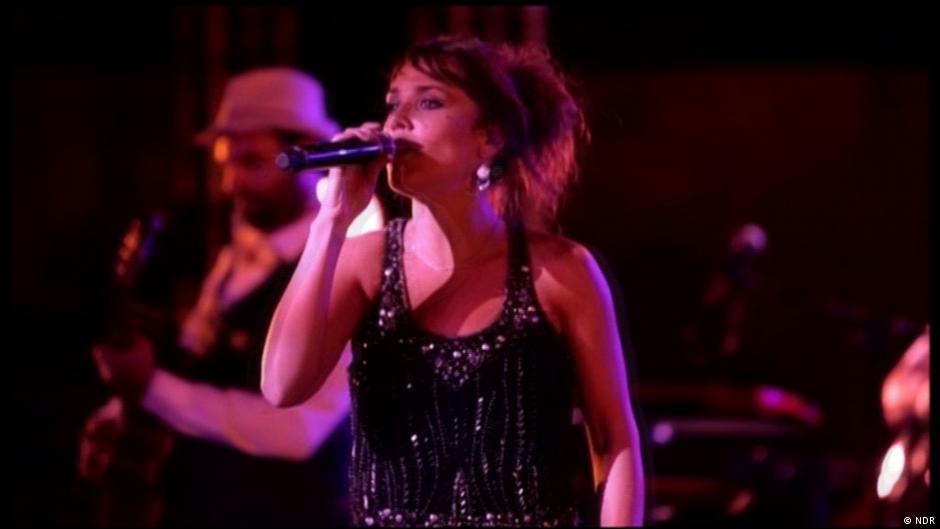 French singer Zaz – DW – 09/24/2016