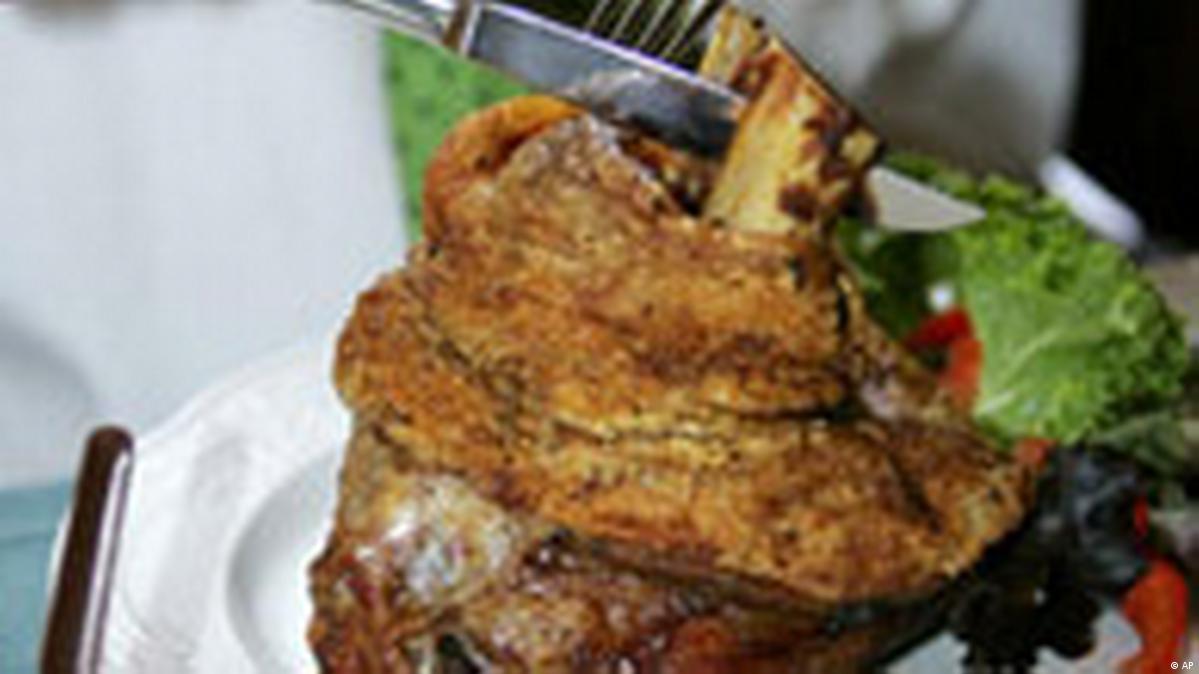 A German meat lovers’ staple – DW – 09/30/2016