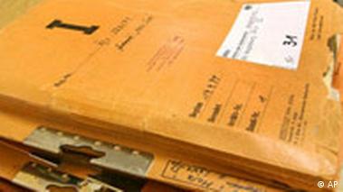 Stasi archives – DW – 01/02/2012