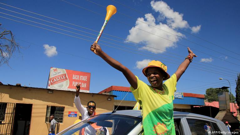 Lesotho: Real freedom after 50 years of independence? – DW – 10/03/2016