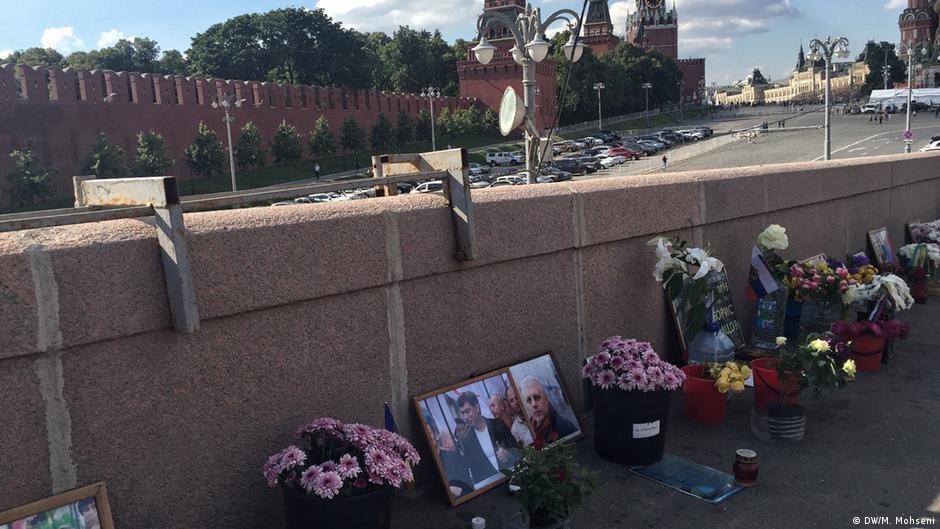 Nemtsov murder trial opens – DW – 10/03/2016