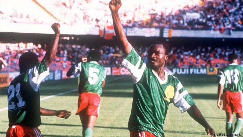 African football star tackles plastic waste – DW – 01/12/2017