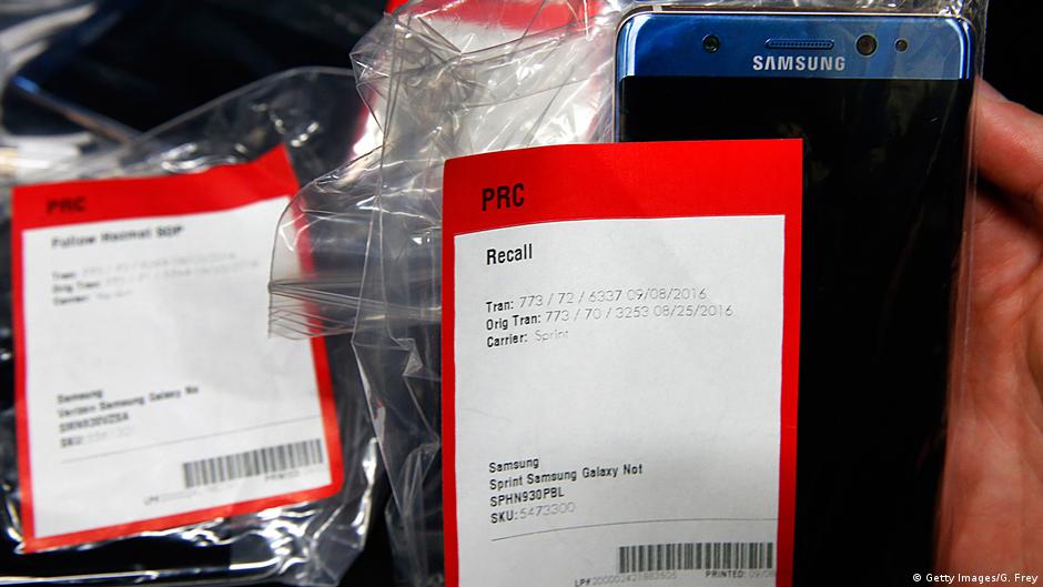 Phone owners sue Samsung over Galaxy Note 7 | Business| Economy and ...