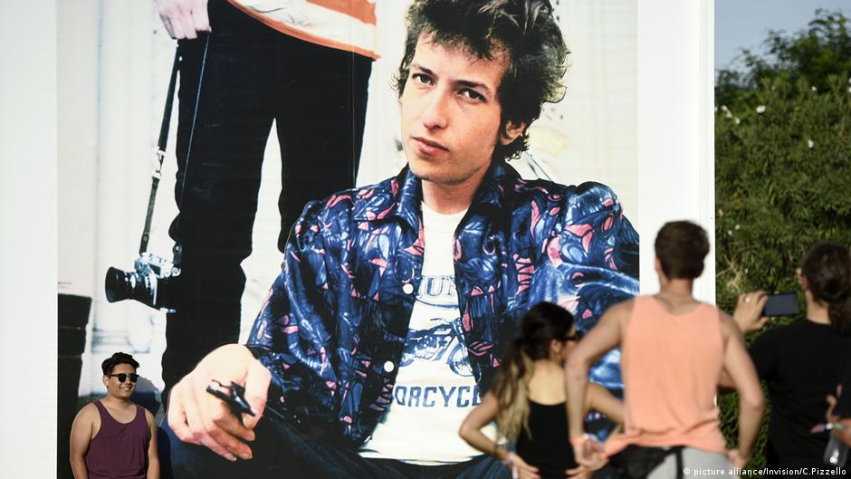 Opinion: Bob Dylan, the first rapper – DW – 10/13/2016