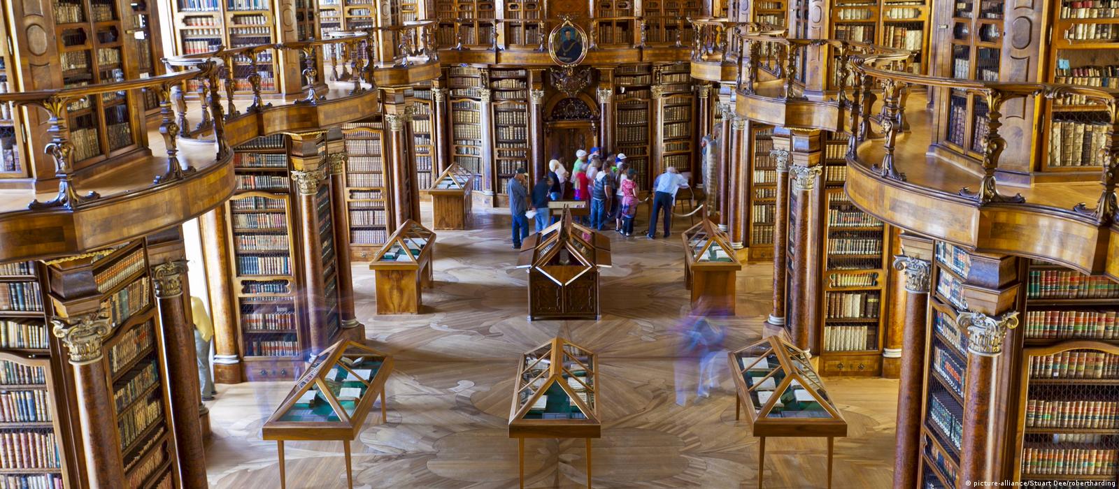 Beautiful Libraries Of The World