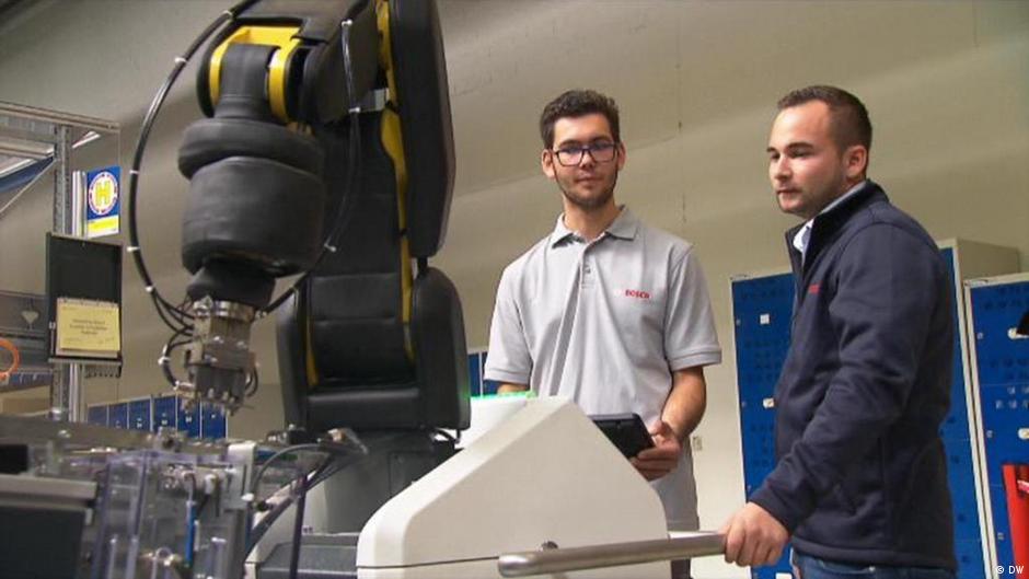 Vocational training in the digital age – DW – 11/02/2016