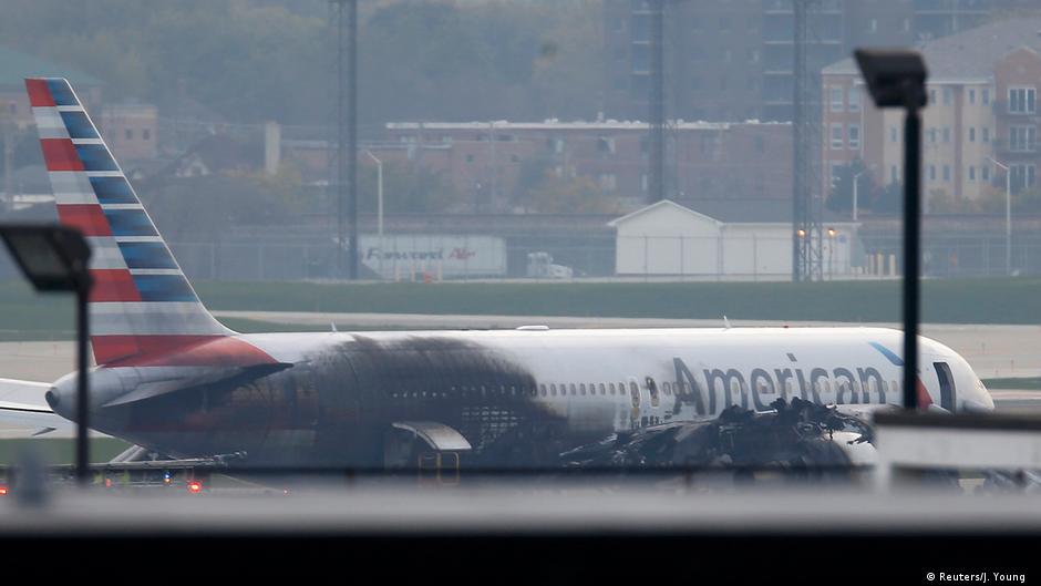 Plane catches fire at Chicago airport – DW – 10/29/2016