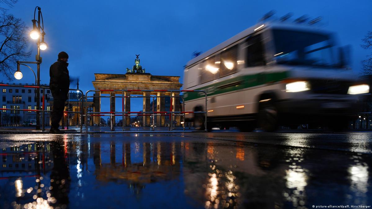 Germany revises terror threat level – DW – 01/04/2020