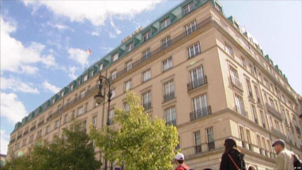 The legendary Adlon Hotel – DW – 11/26/2016