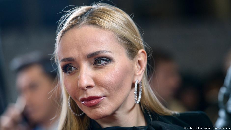 Ice skater causes outrage with Holocaust routine – DW – 11/28/2016