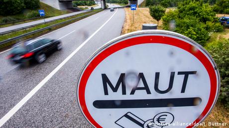 German autobahn′s ′backdoor′ privatization row | Germany | News and in ...