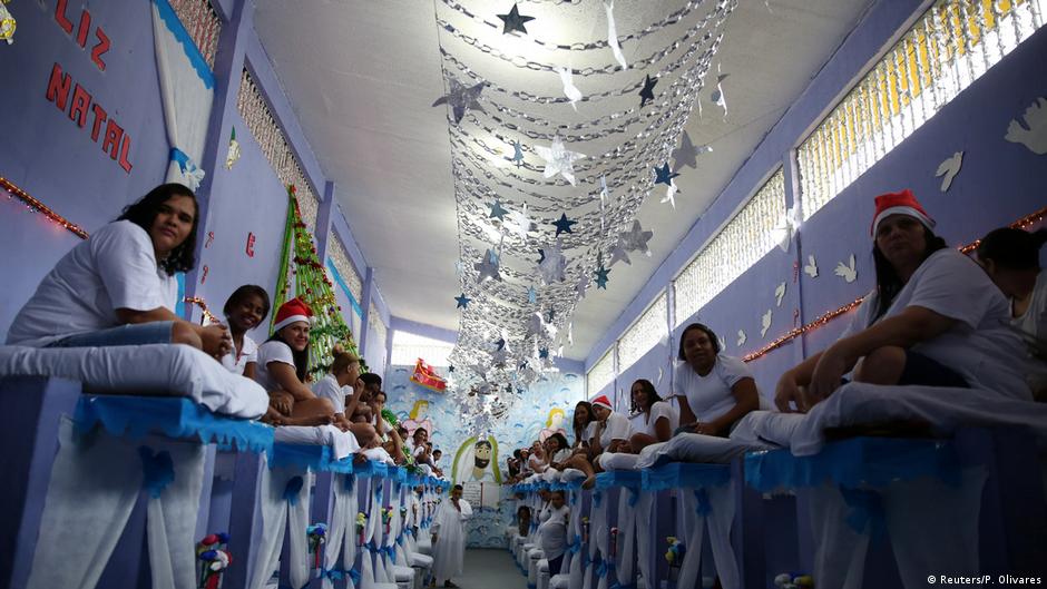 Christmas in prison – DW – 12/17/2016