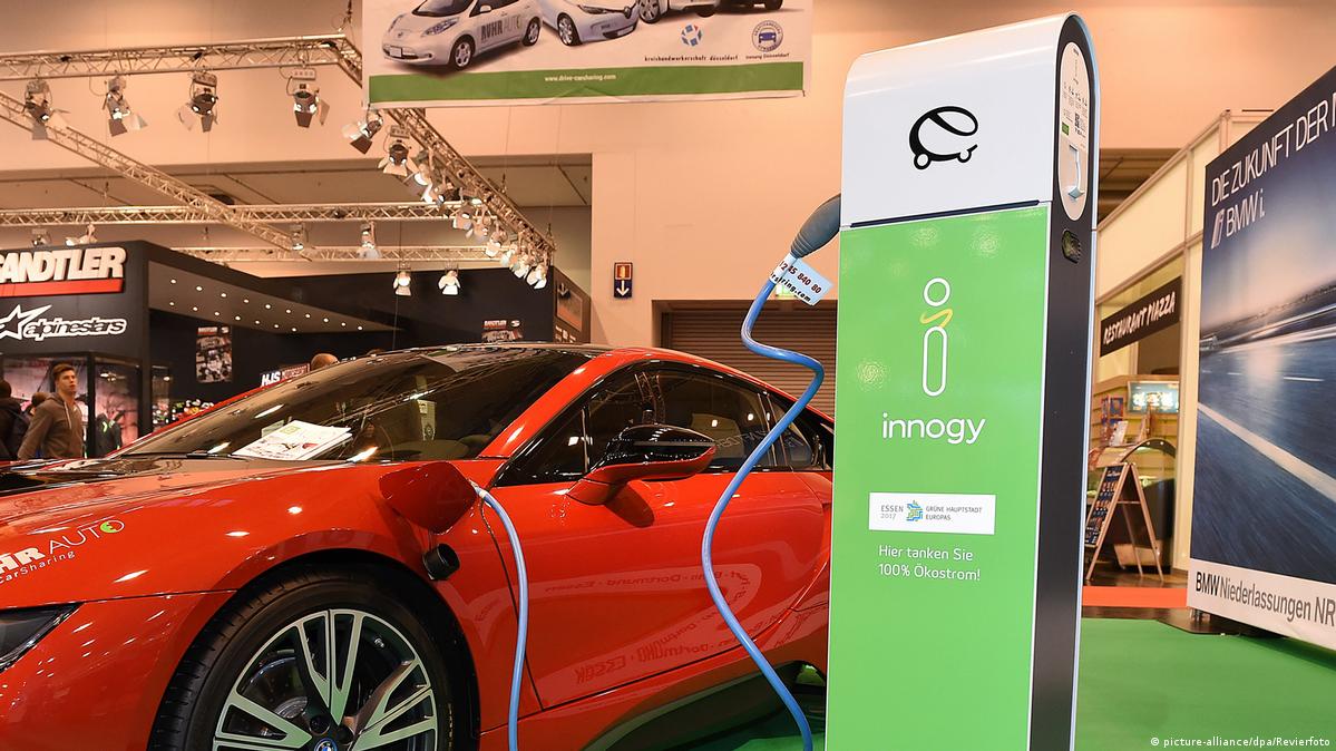 Innogy makes 'precision landing' – DW – 03/13/2017