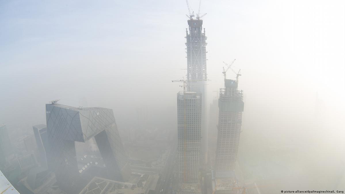 Beijing names and shames polluters