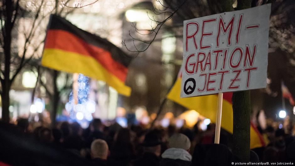 AfD i master-plan za protjerivanje miliona ljudi iz Njemačke :: DW ...