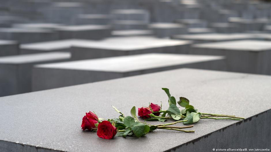 Outrage at local AfD leader's Holocaust remarks – DW – 01/18/2017