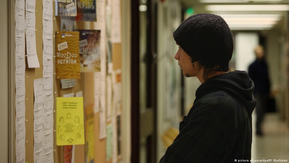 Finland to test 'universal basic income' – DW – 12/28/2016