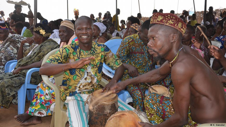 Voodoo Festival in Benin – DW – 01/10/2017