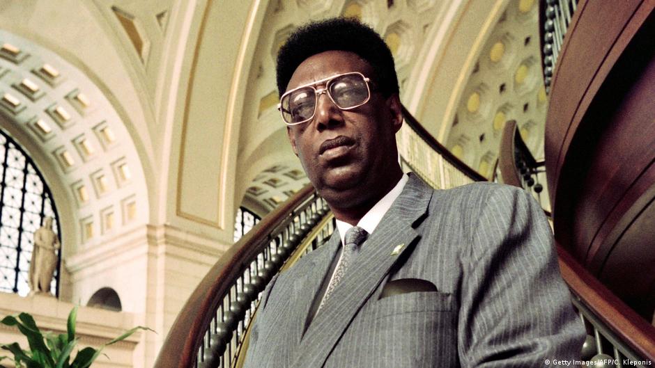 Rwanda bids farewell to its last king – DW – 01/15/2017