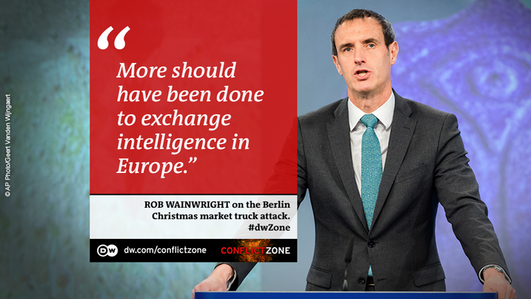 Europol chief: Internet more dangerous than Schengen – DW – 01/18/2017